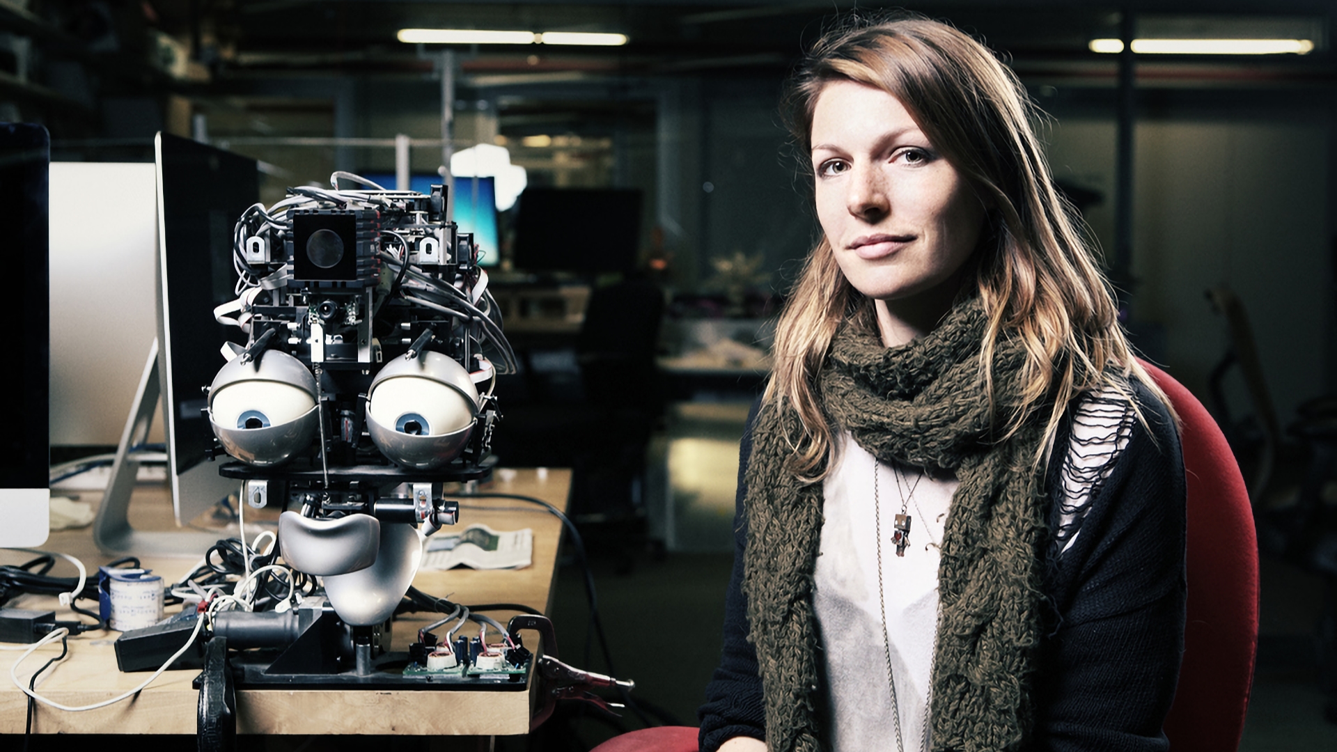 Möt robotforskaren Kate Darling på Internetdagarna | Internetstiftelsen